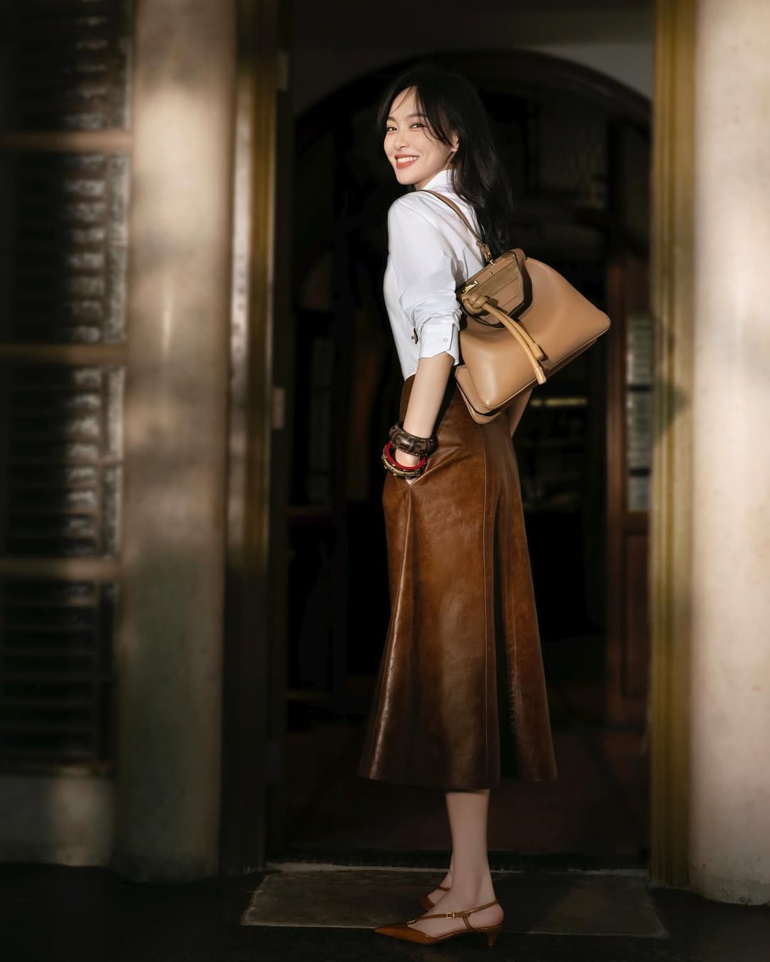 Tiffany Tang: Biography of Chinese Television Star - FAME RIZE